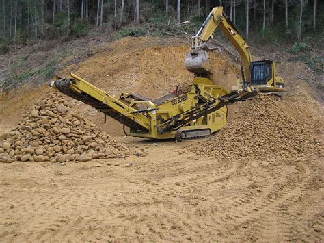 Mobile Scalping Screen Hire Chesterfield CDP Plant Ltd