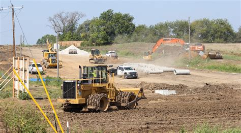 cut fill and grading underway on de soto progressive design build