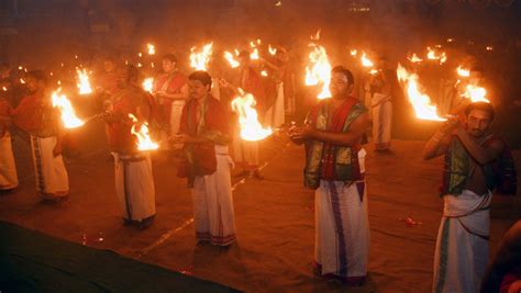 Maha Harati గంగమ్మకు ఘనంగా మహాహారతి Maha Harathi For Gangamma