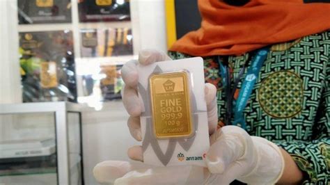 Anjlok Update Harga Emas Antam Hari Ini Turun Rp14 000 Per Gram