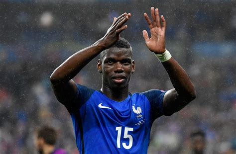 Paul Pogba Manchester United Transfer Target Delivers Shock News