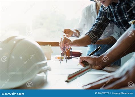 Engineers Are Consulting The Team To Design An Architectural Structure For Clients With