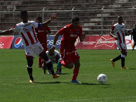Cienciano Rescató Buen Punto Al Igualar 0 0 Ante Ayacucho