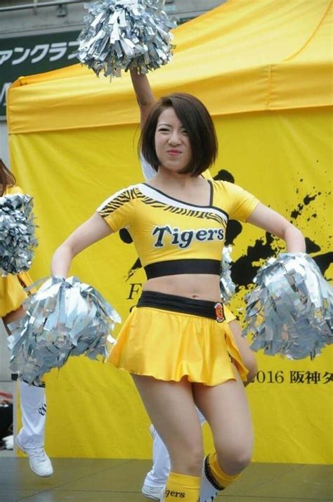 ボード「タイガースガールズ」のピン