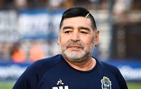 Revelan Nuevos Detalles De La Herencia De Diego Maradona Ganó Más De