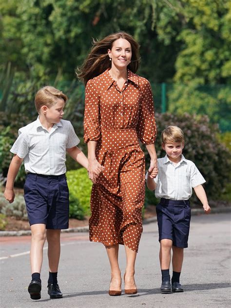 Se Acerca El Verano Y Kate Middleton Lo Sabe Este Es El Vestido Que