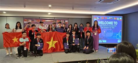 Học sinh Việt Nam giành 9 huy chương Vàng Bạc tại Olympic Hóa học Châu