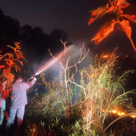 Defesa Civil e Corpo de Bombeiros combatem mais um incêndio em Campo Limpo POP TV