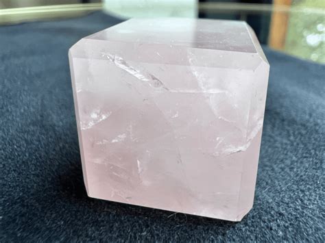 Rose Quartz Properties Uses And Virtues Gem Gazette