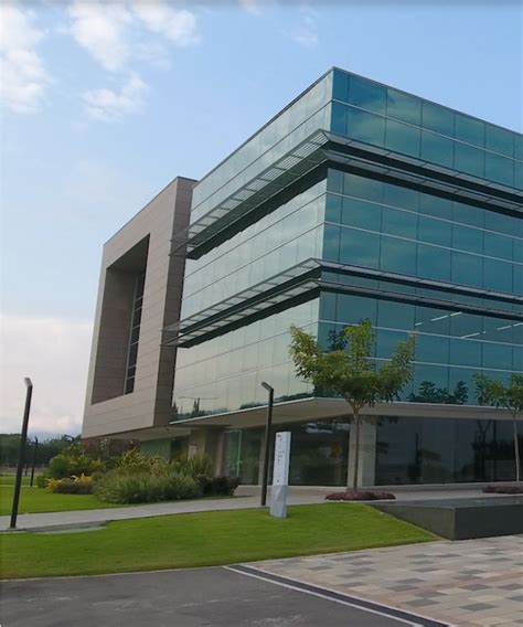 Real Estate ZONAMERICA