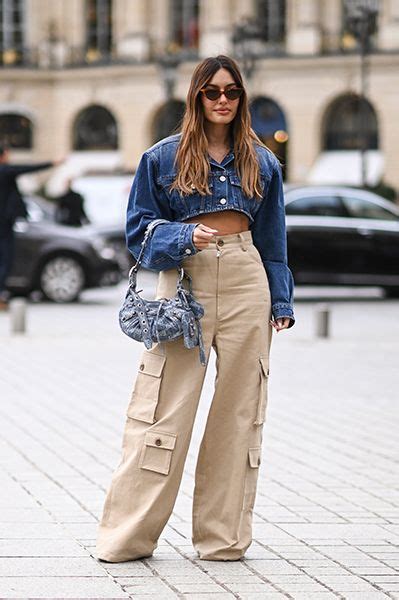 7 Ways To Style Cargo Pants That We Are 100 Going To Try Hello