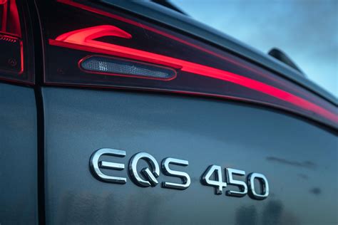 2024 Mercedes Benz Eqs Suv Review Driving Dynamics