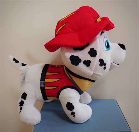 Yahooオークション 新品 パウ・パトロール Big ぬいぐるみ マーシャ