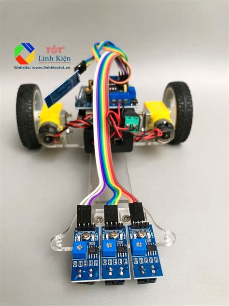Kèm code Bộ xe đua dò đường Arduino dò line siêu nhạy điều khiển bl