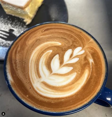 Contact Tip Top Bakery
