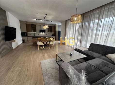 Двуетажна къща в местност Манастирски рид Двуетажна къща 301 кв м РЗП 700 кв м двор Къщи