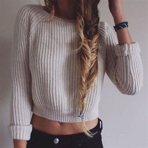 15 Cute Crop Top Sweater Outfits To Wear This Winter Society19