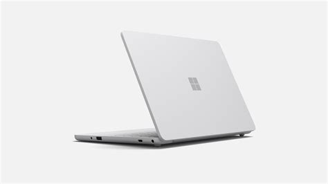 Surface SE — недорогой ноутбук для школьников и студентов — Wylsacom
