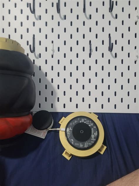 Apex Legends Caustic Gas Trap With Wireless Charging N Bluetooth