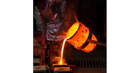The Quenching Process In Forging Swords The Quenching Process In Forging Swords