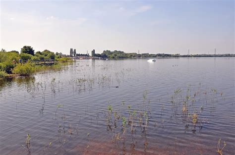 13005 Chasewater Is A Reservoir Located In The Parish Of B Flickr