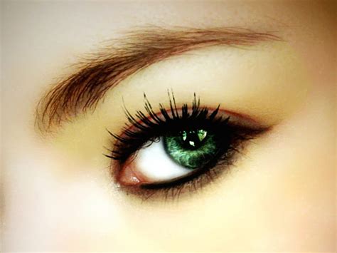Sexy Eye Wallpaper
