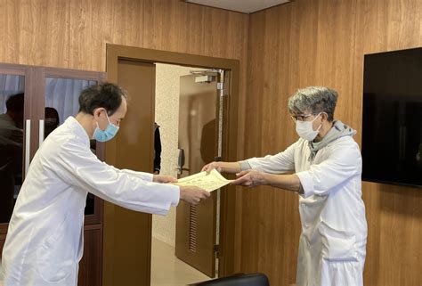 令和5年度へき地医療貢献者の表彰を受けました。 地方独立行政法人 大月市立中央病院