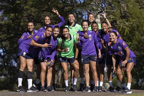 Copa Do Mundo Feminina Seleção Brasileira Recebe Preparação Especial