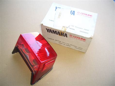 Yahoo オークション 【ヤマハ】xj400 Xj400d テールレンズ 4g0 84721