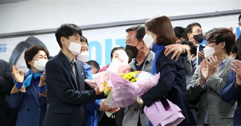 고민정 후보 당선 확실시