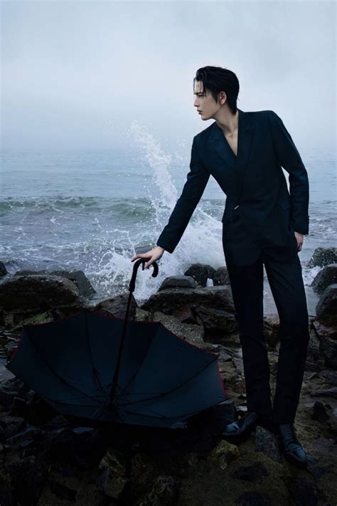 Pin By Cat On Zhang Linhe Actors Korean Actors Actors And Actresses