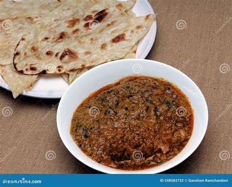 Methi Chicken And Rice In Kadai Bowls Royalty Free Stock Image