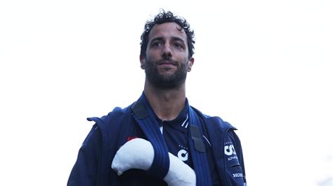 Formula 1 Red Bull Boss Christian Horner Gives A Daniel Ricciardo