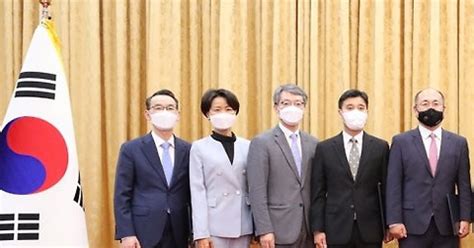 신임 총영사 임명장 전수식
