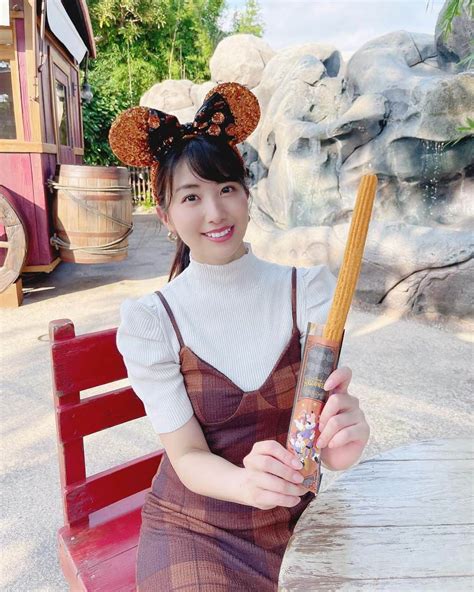 関根ささらさんのインスタグラム写真 関根ささらinstagram「今日から ディズニーハロウィン がスタート🎃 限定メニューは今月の