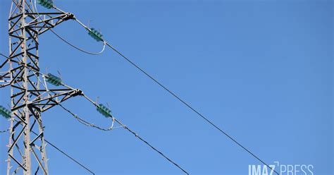 Après Belal 40 000 foyers réunionnais toujours privés d électricité
