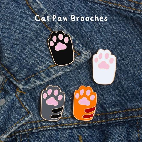 Cat Paw Toe Beans Brooches Metal Pins For Clothing Caps Backpacks