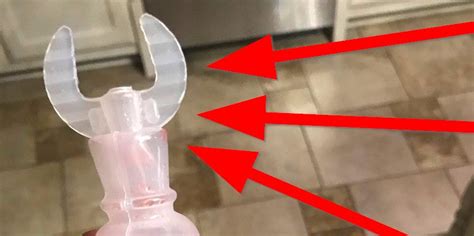 Heres The Trick To Closing Kool Aid Kool Bursts Bottles Business Insider