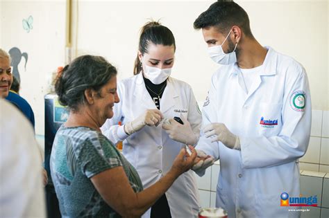 Acadêmicos Da Uningá Participam De Ação Piesc Uningá