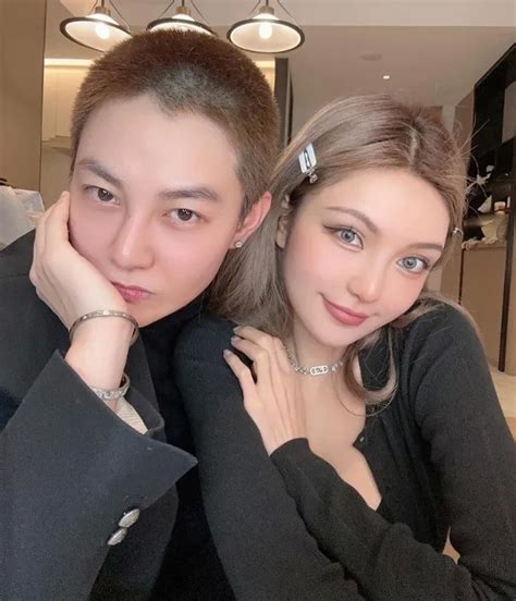 Gillian Chung Befriends Female Edison Chen”