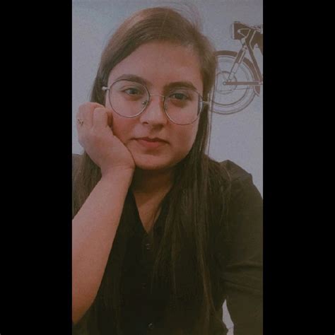 Simran Makhija Email And Phone Number Customer Success Executive