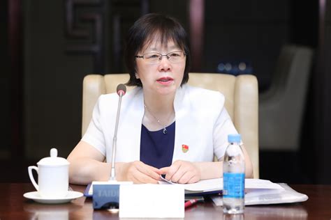 我校主题教育领导小组召开第二次会议 中国地质大学（北京）