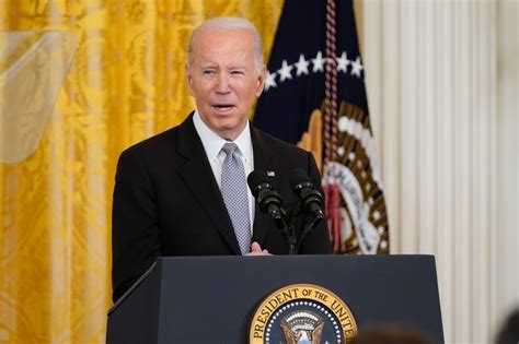 Joe Manchin Blasts Bidens ‘absolutely Infuriating Agenda After Esg Veto