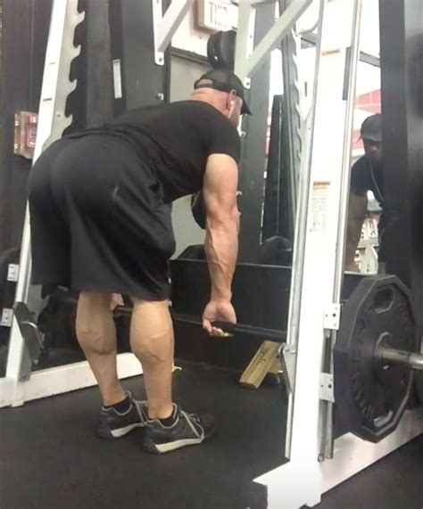 Smith Machine Deadlift