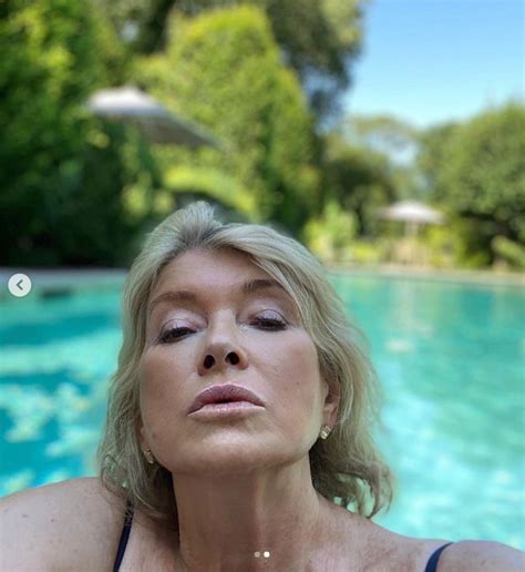Martha Stewart 79 Shocks Fans With Another Thirst Trap Selfie As
