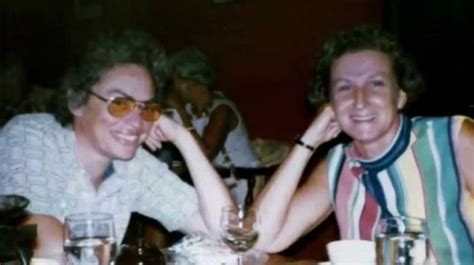 ¡50 Años Juntas La Historia De Amor De Una Pareja De Lesbianas Que Se