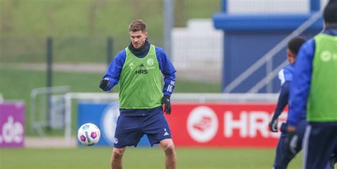 Simon Terodde Und Seine Versteckte Botschaft So Sieht Der Schalker