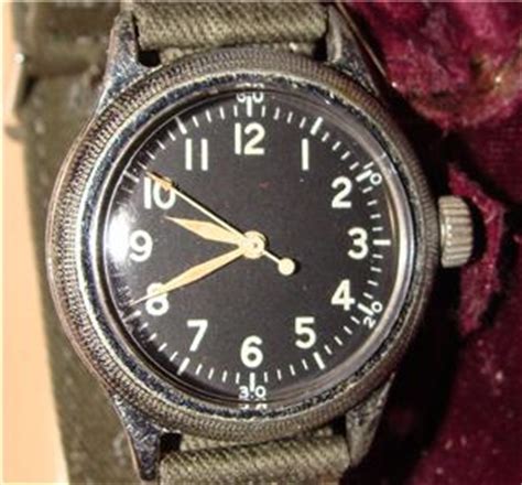 VINTAGE BULOVA WW2 A 11 MILITARY HACK WRIST WATCH