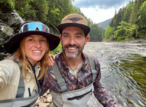 Guillaume Lemay Thivierge Et Émily Bégin Partent En Voyage Pour Leur 1