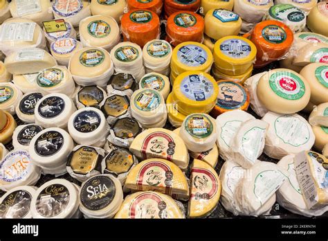 Supermarket Pingo Doce Tavira Algarve Portugal Stock Photo Alamy